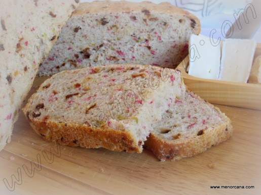 Pan con tomates y salami - Ana en la cocina